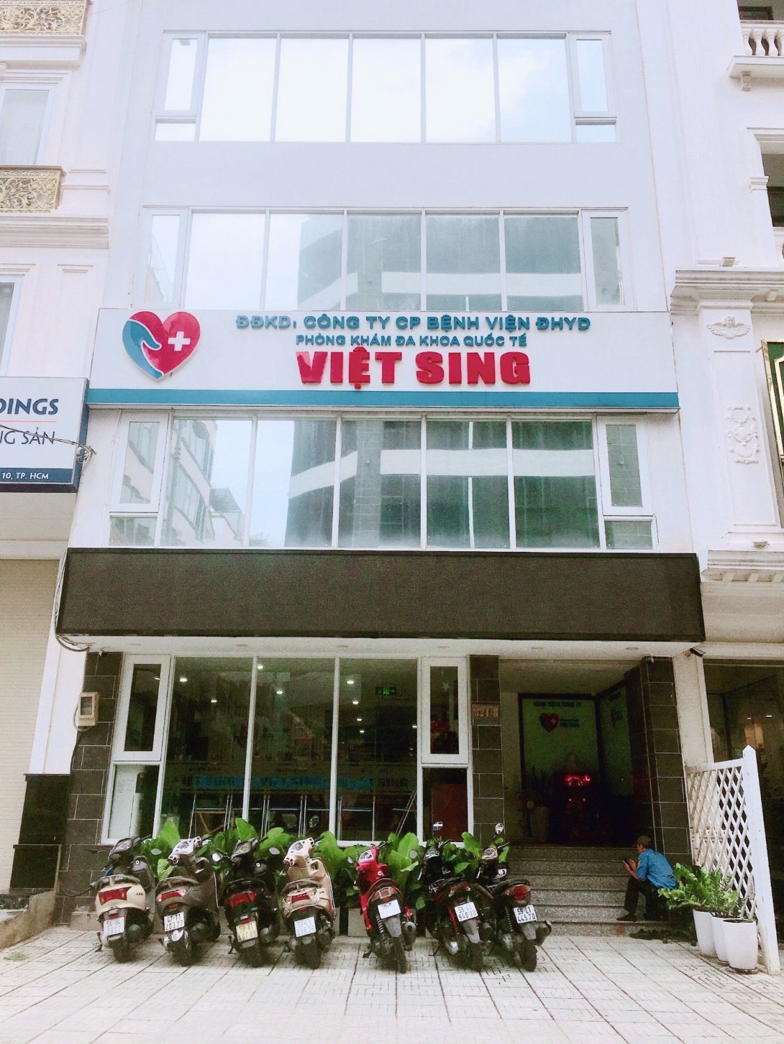 Bệnh viện ĐHYD Việt – Sing bị xử phạt và đình chỉ hoạt động