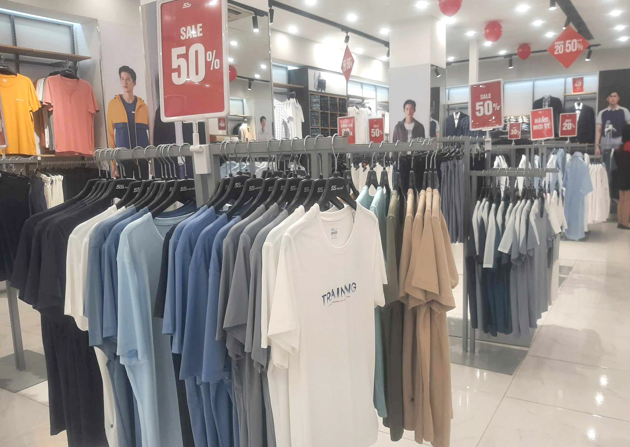 Dự báo: Doanh số bán hàng dệt may, giày dép toàn cầu năm 2024 tăng ...