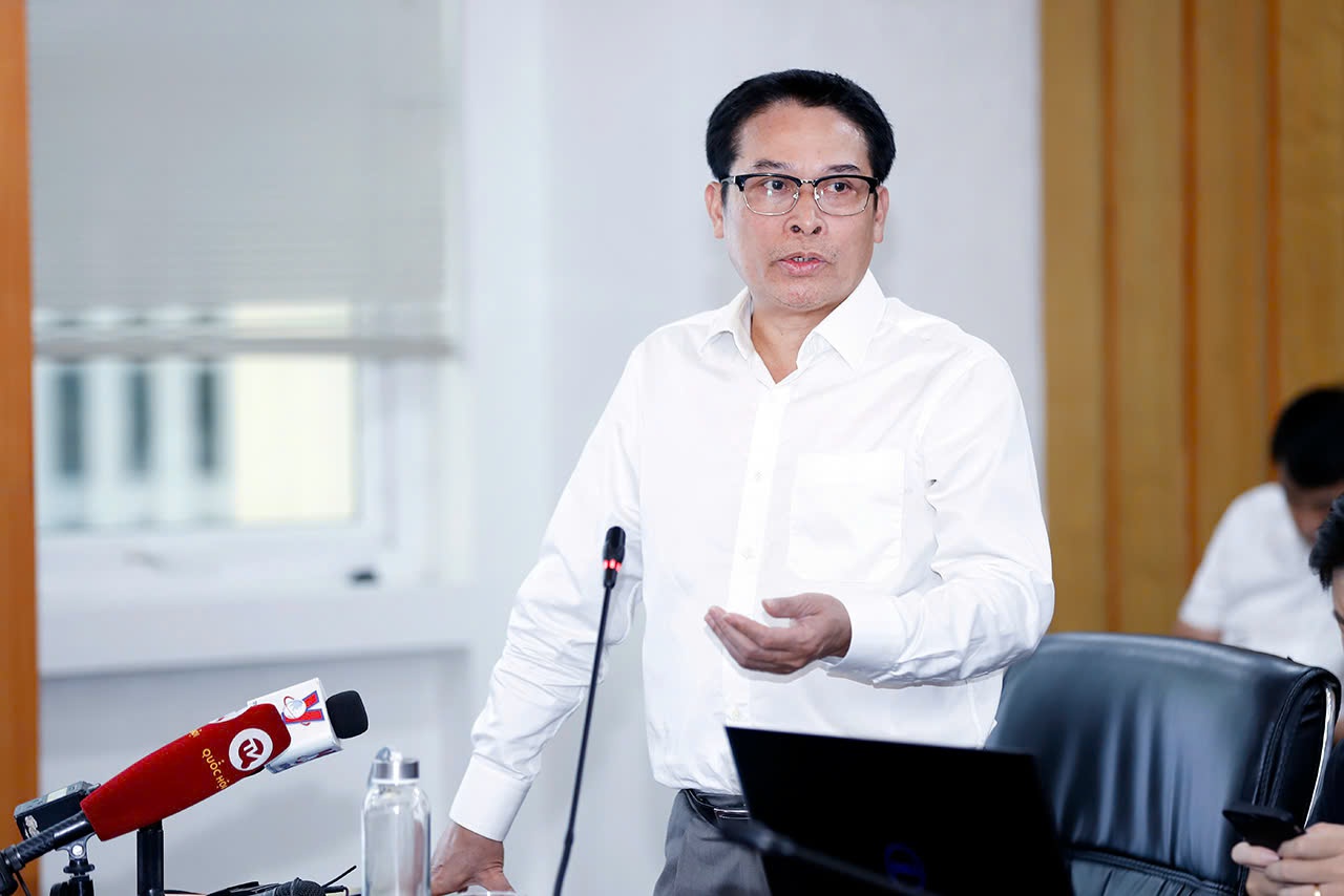 'Nóng' việc TP.HCM xây dựng bảng giá đất mới, Bộ Tài nguyên và Môi ...