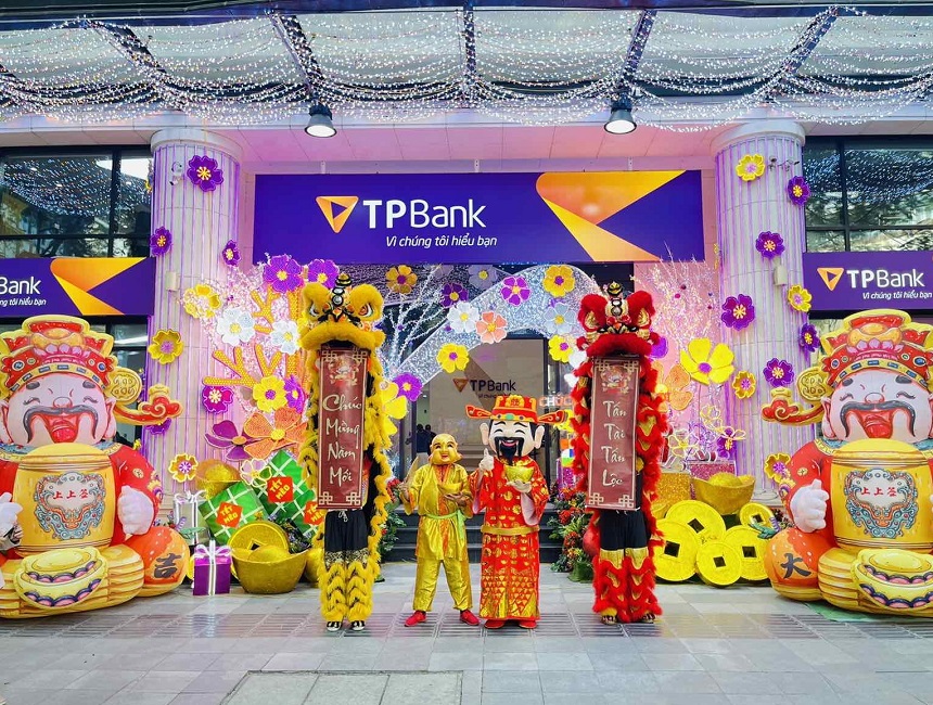 TP Bank nhận vàng của khách nhưng không niêm phong, không ghi số series ...