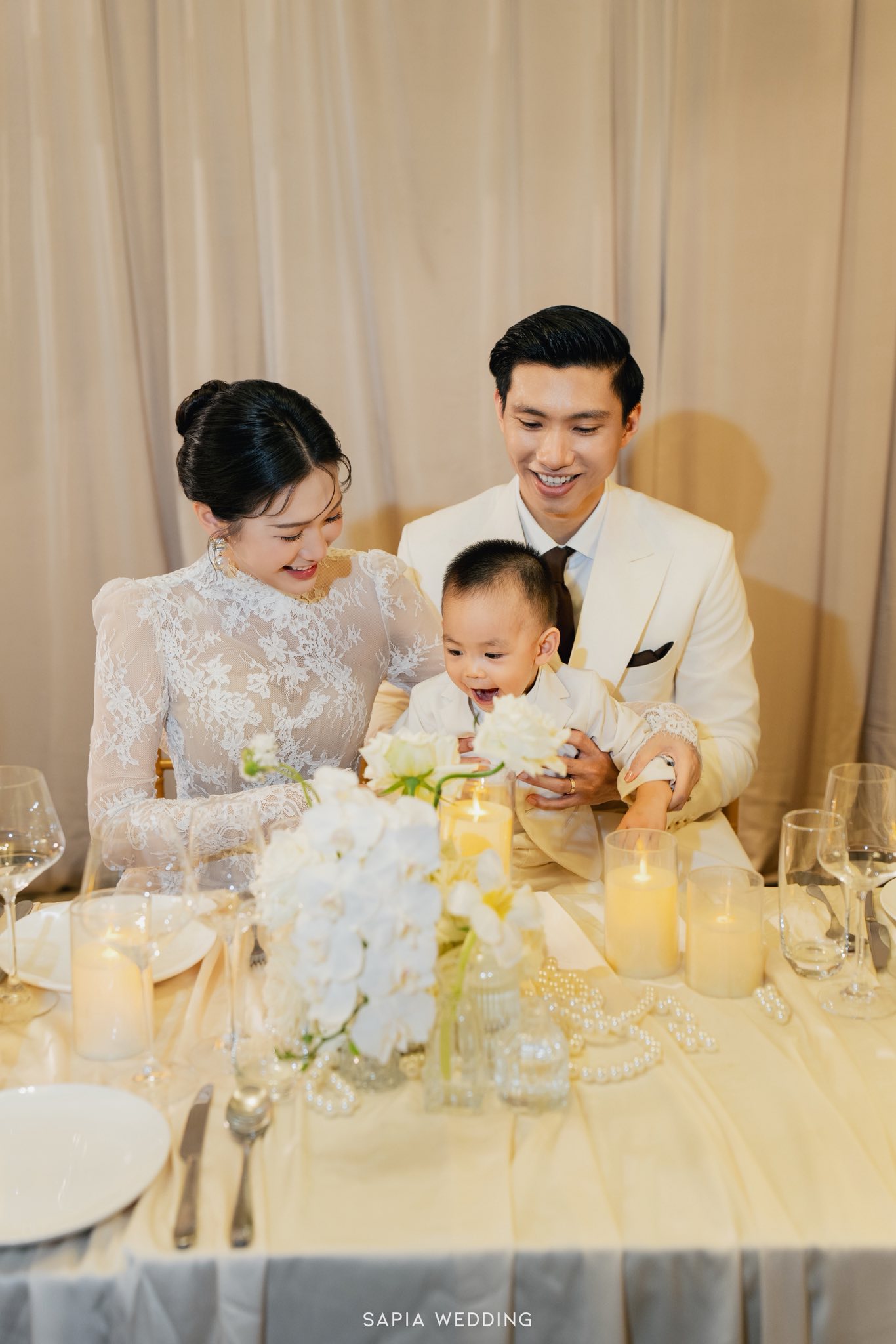 Doãn Hải My - Đoàn Văn Hậu xả ảnh kỉ niệm 2 năm ngày cưới đẹp như bìa tạp chí