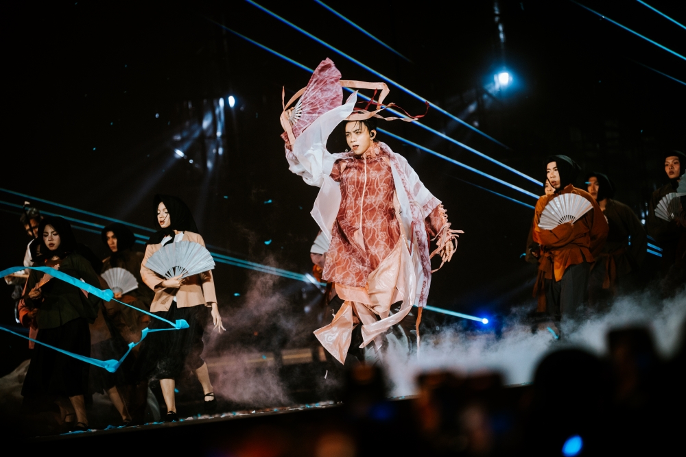 SOOBIN tự nhận được chiều, đôi lúc vô tư khiến mọi người buồn